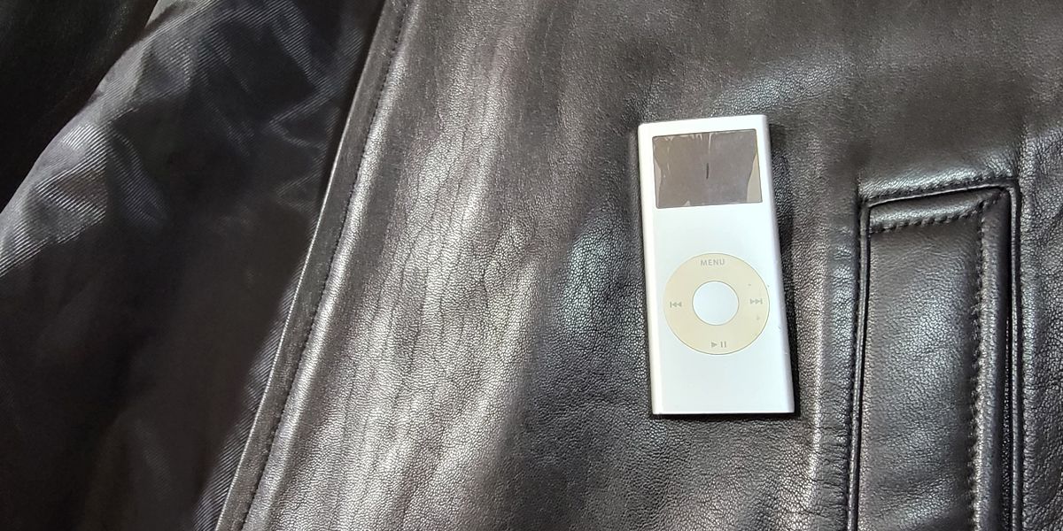 iPod Nano 2nd Generation Repair Guide - IronCabin